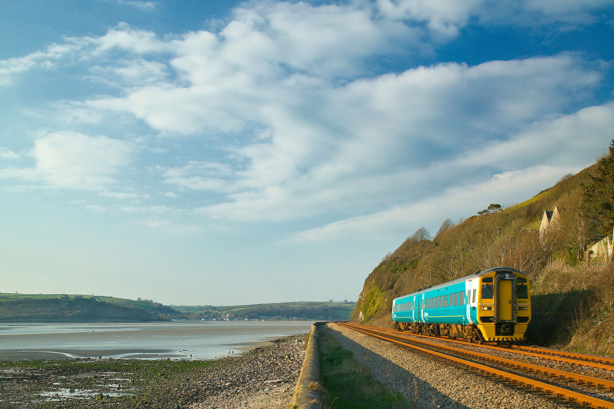 Wales Coast Path / South Wales Coast & Severn Estuary Wales Coast Path / South Wales Coast & Severn Estuary